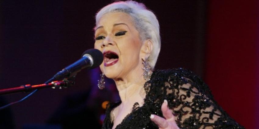 Etta James morre aos 73 anos vítima de leucemia