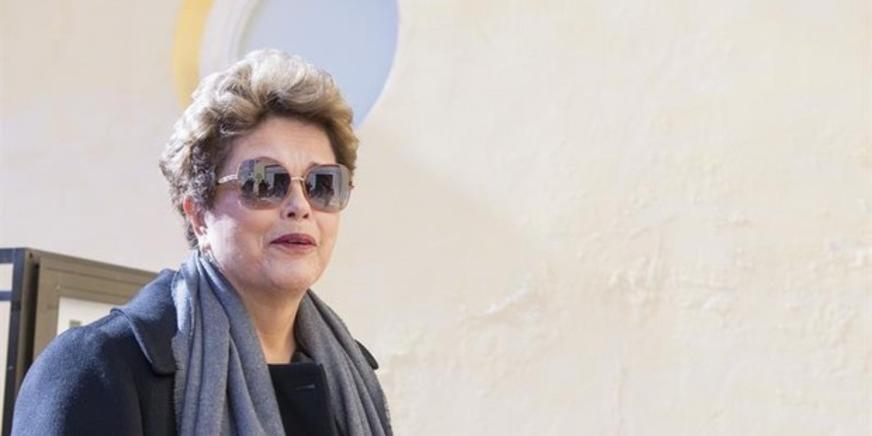 Dilma fala a uma TV brasileira pela primeira vez após queda