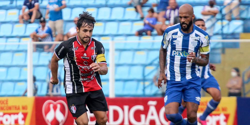 Amazonas FC contrata volante revelado pelo América-MG