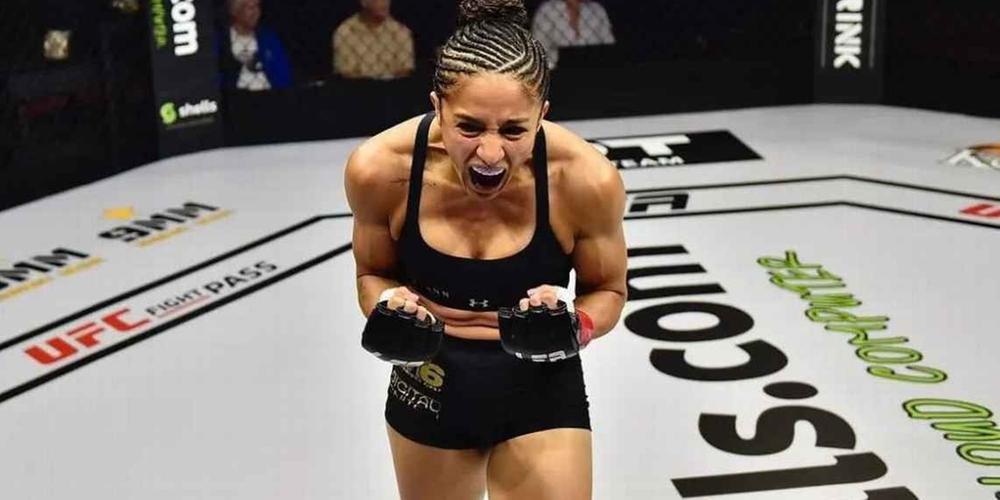 O fenômeno Jaqueline Amorim