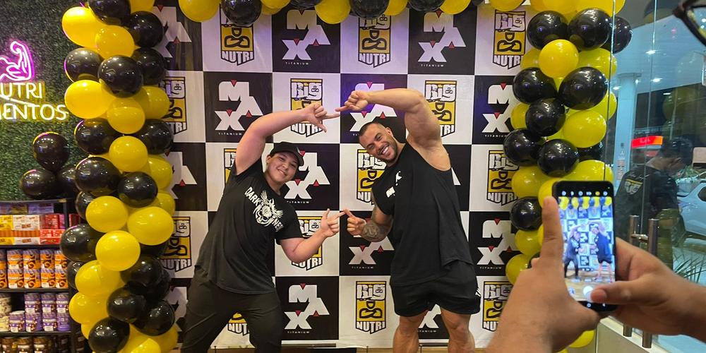 Marcello Horse arrasta dezenas de fãs de bodybuilding em Manaus