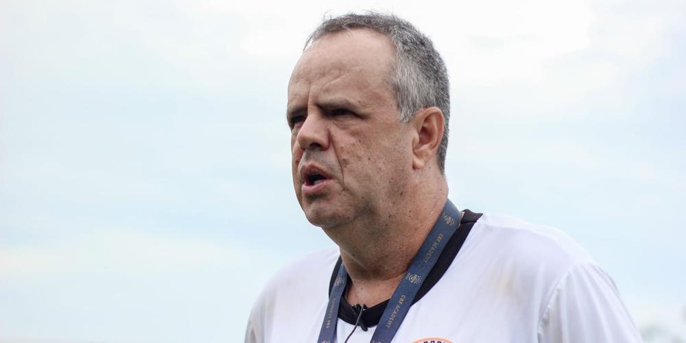 Alan George destaca mudança de postura no segundo tempo para conseguir ...