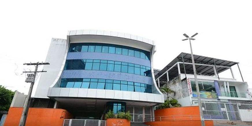 FUEA está com matrículas abertas para cursos de idiomas na UEA